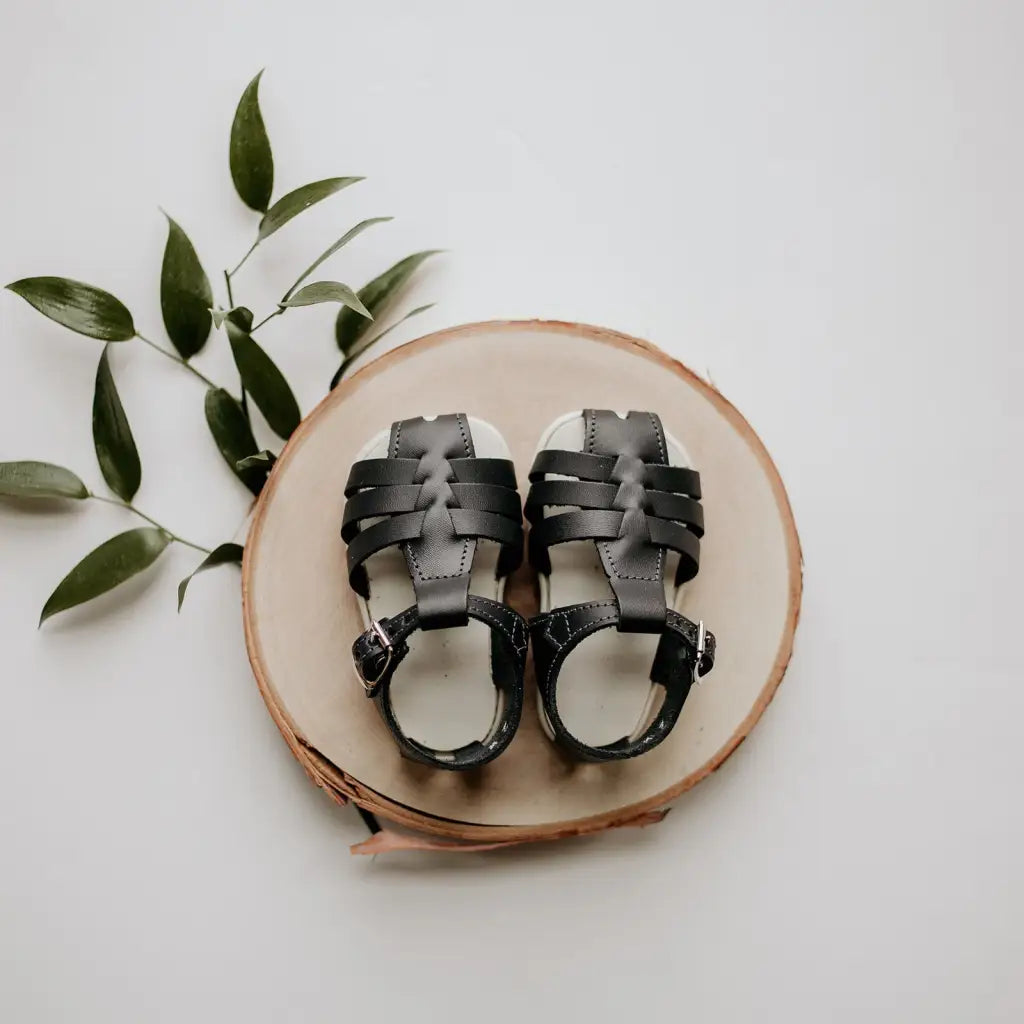 Addie Sandal - Navy – Zimmerman Shoes